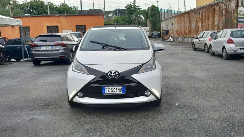 Toyota Aygo1.0 VVT-i 69 CV x-wave CABRIO