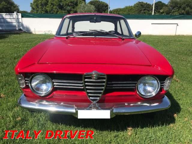 Alfa Romeo GiuliaALFA ROMEO GIULIA SPRINT GT VELOCE ( 105- 36 )