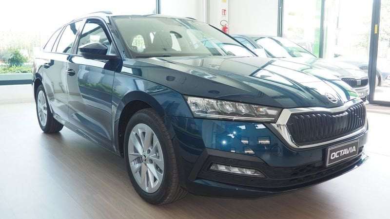 Skoda OctaviaWagon 2.0 TDI SCR Executive NUOVA IN PRONTA CONSE