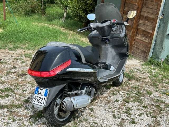 Piaggio X 8125