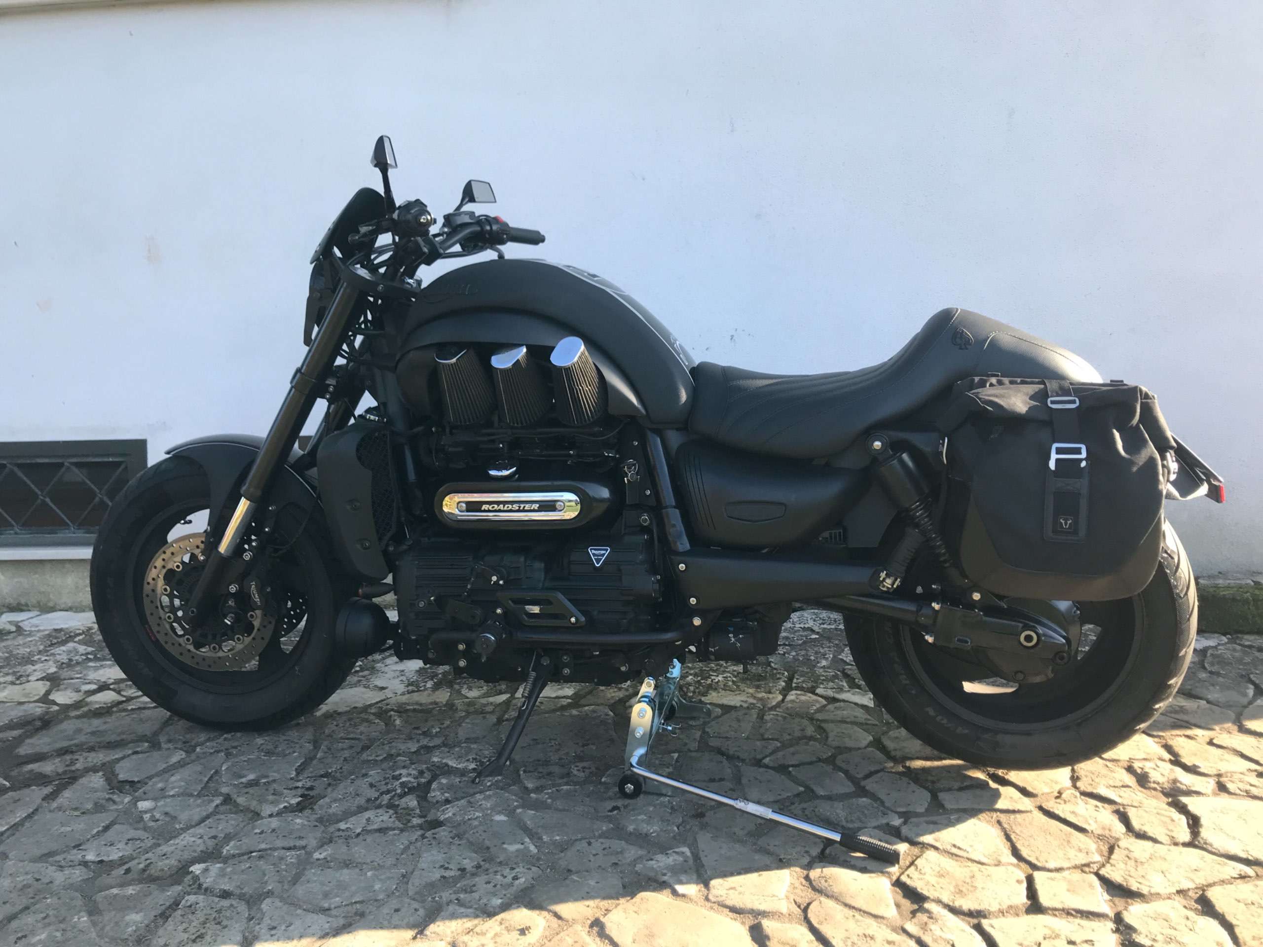 Triumph Rocket III RoadsterRoadster