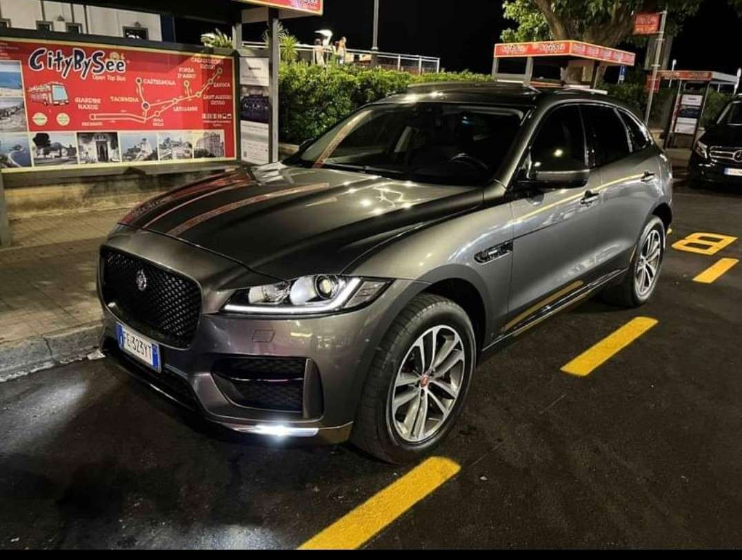 Jaguar F-Pace3.0d V6 R-Sport awd 300cv auto