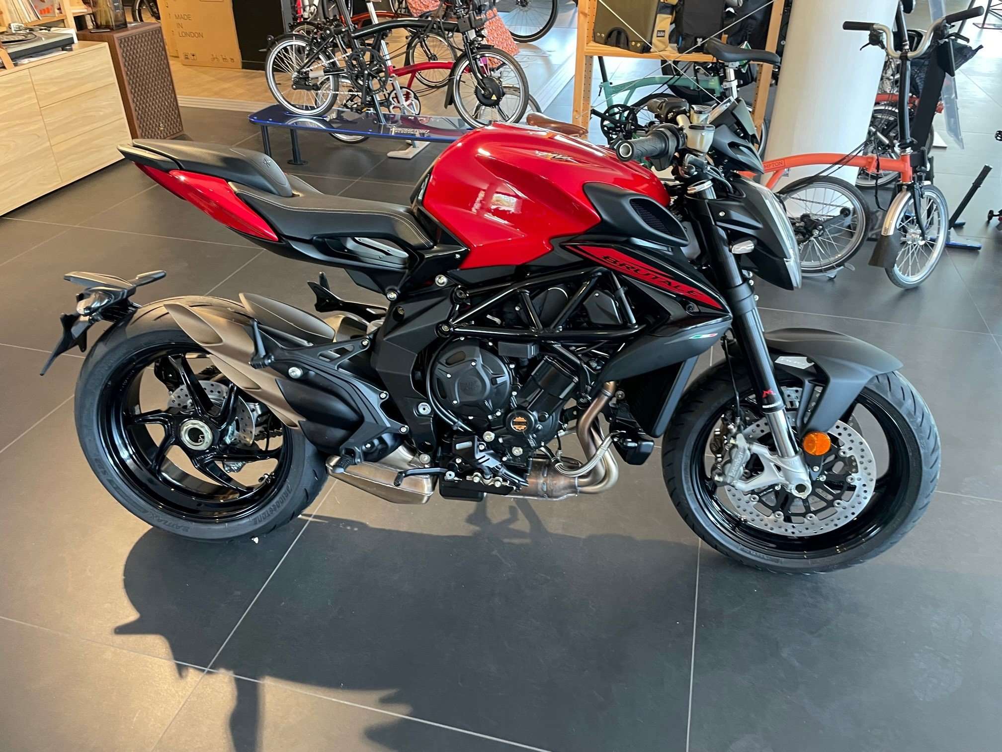 MV Agusta Brutale 800Rosso