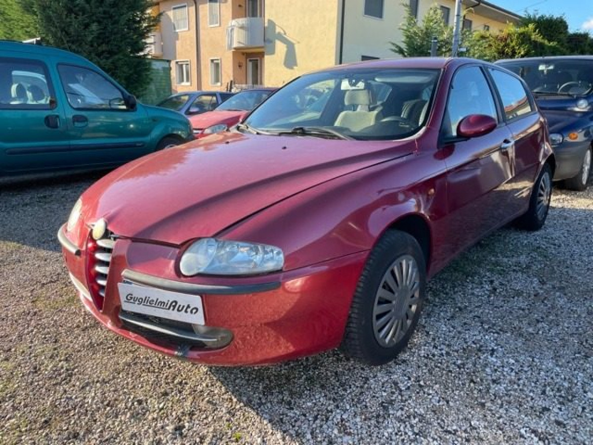 ALFA ROMEO 147 1.6i 16V T.S. (105 CV) cat 5p. Prog.