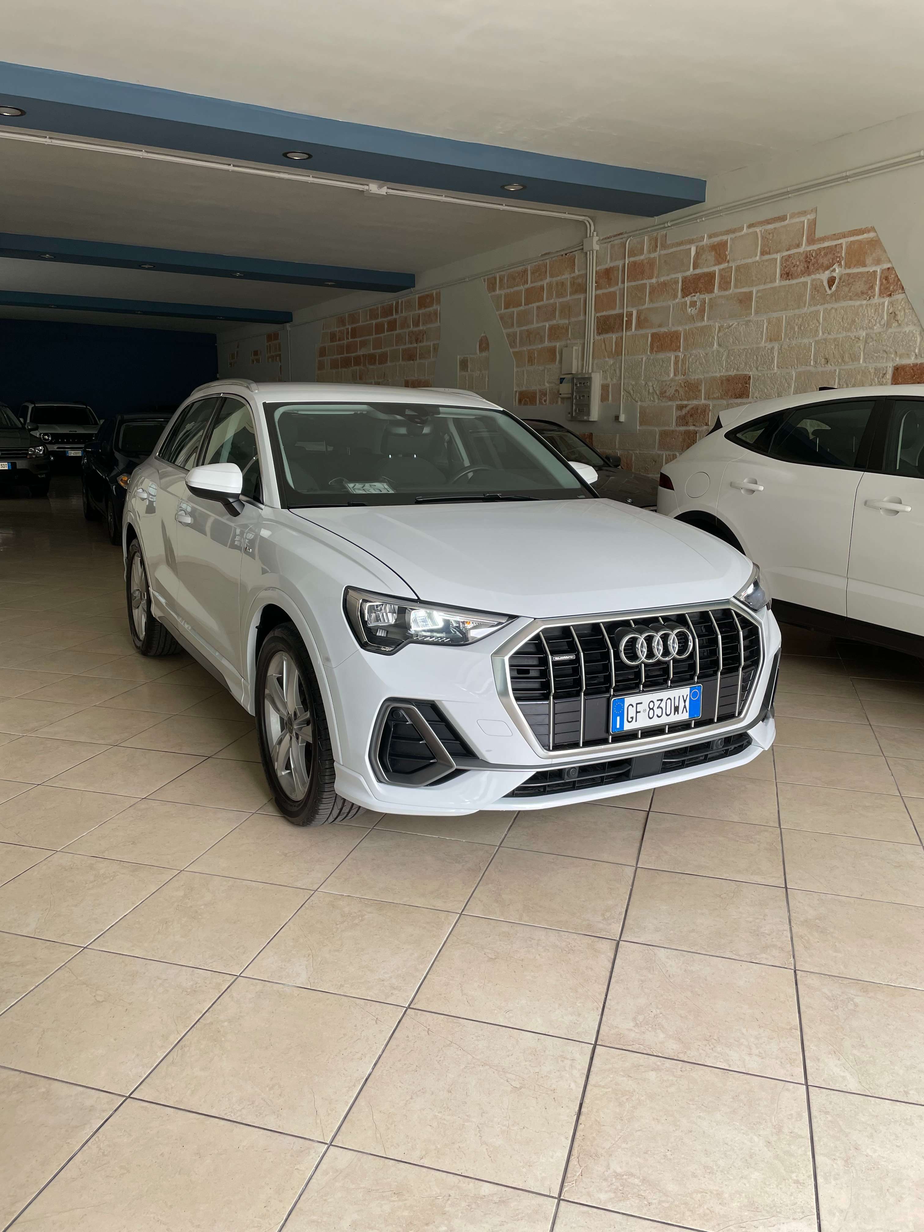 Audi Q3Q3 35 2.0 tdi S line edition quattro s-tronic