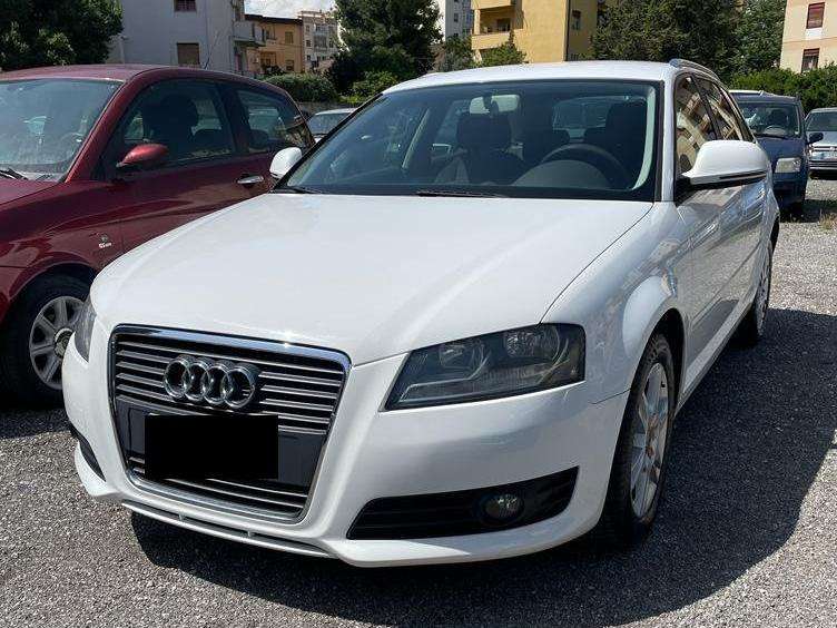 Audi A3A3 Sportback 1.6 tdi Ambition 90cv