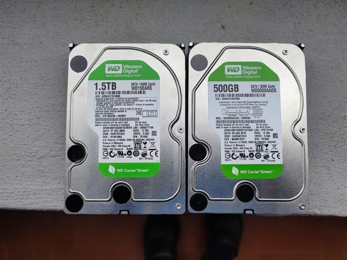 12 HARD DISK SATA VARIE TAGLIE DA 1,5 TB A 200 GB