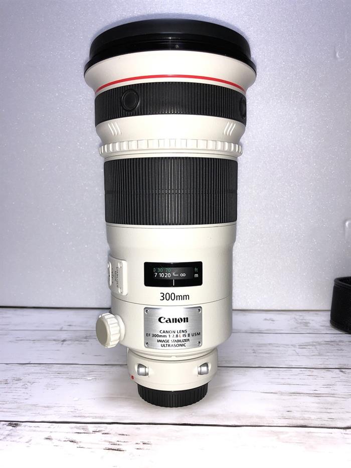 CANON EF 300MM F/2.8 L IS II USM