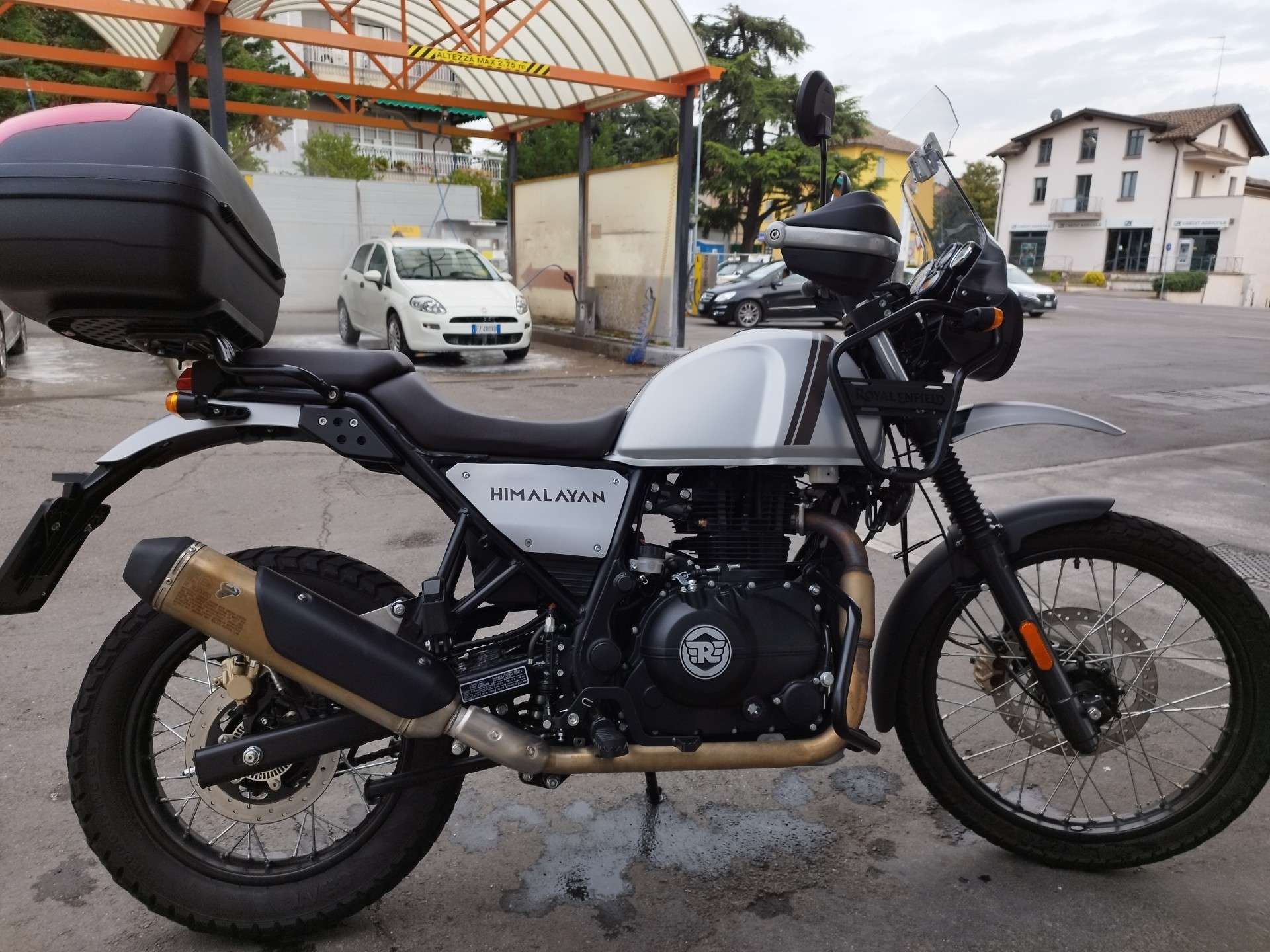 Royal Enfield Himalayan