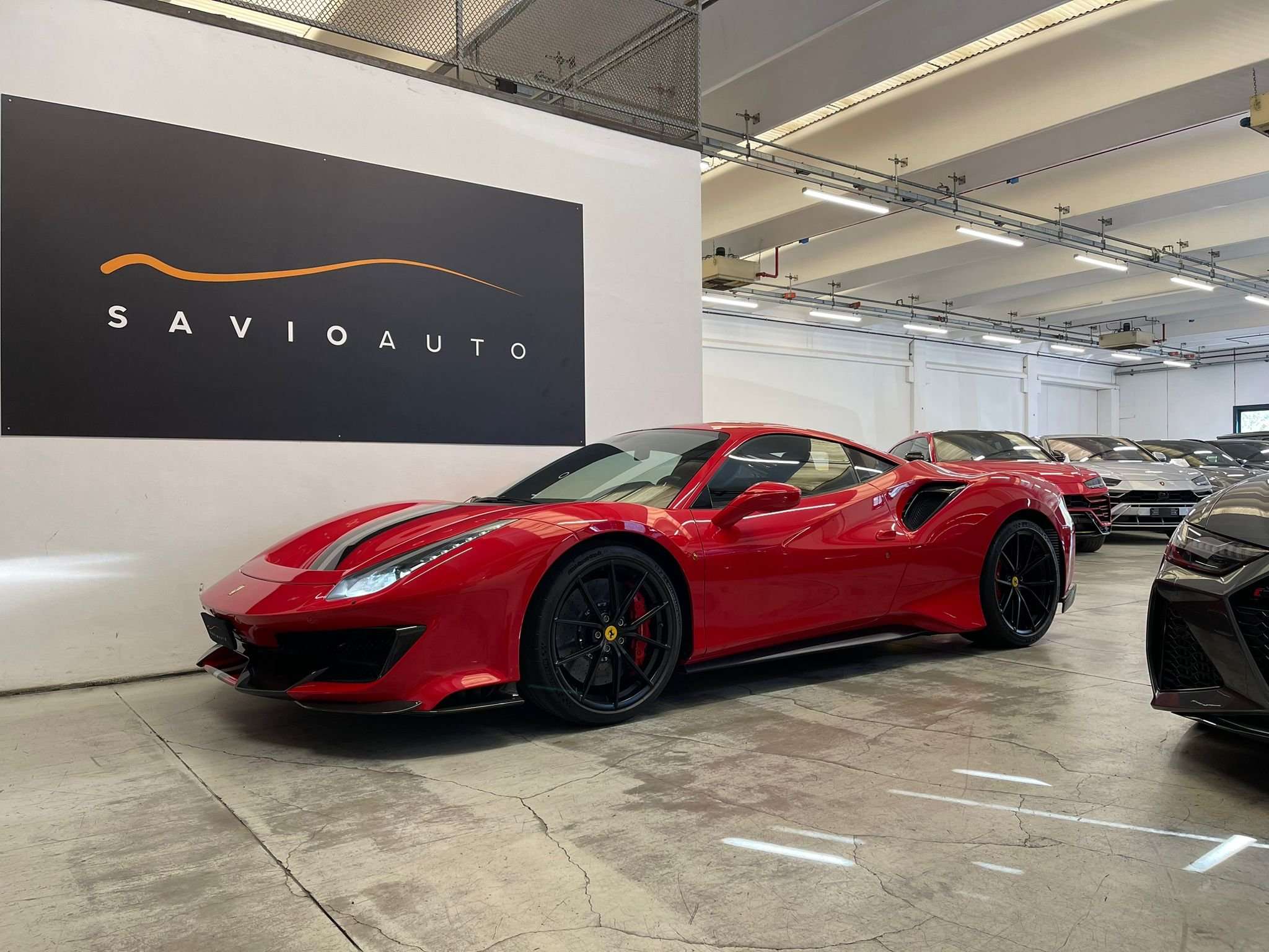 Ferrari 488PISTA IVA ESPOSTA TOTAL CARBON