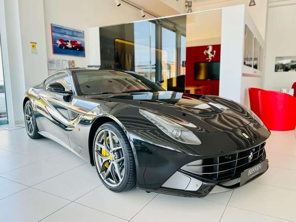 Ferrari F12Berlinetta DCT