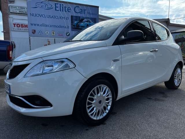 Lancia Ypsilon1.2 8v Silver ecochic Gpl 69cv "TAGLIANDI LANCIA"