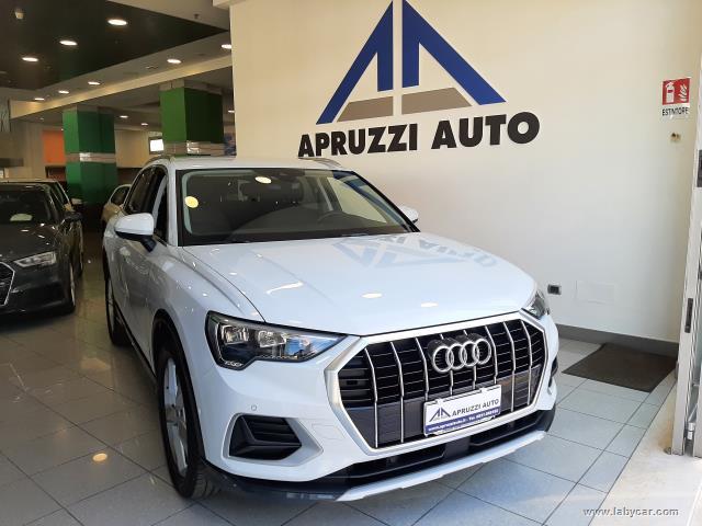 Audi q3 35 tdi s tronic business advanced