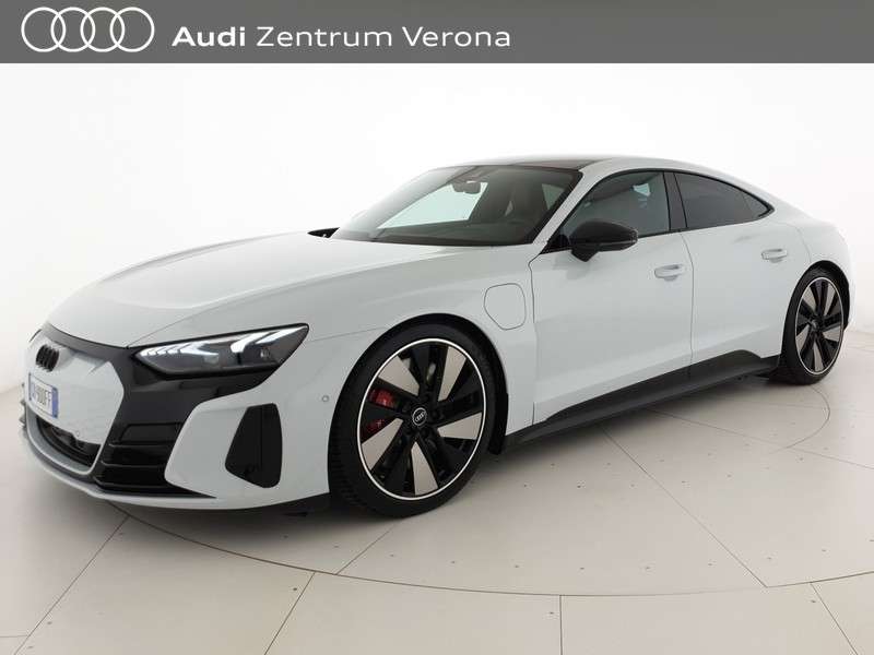 Audi e-tron530CV quattro Listino: 147.125€