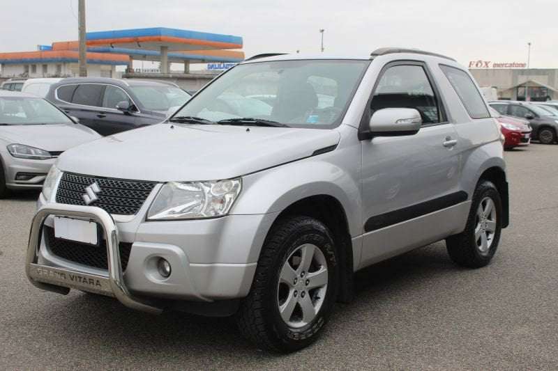 Suzuki Grand Vitara1.6 16V 3 porte Offroad 4X4