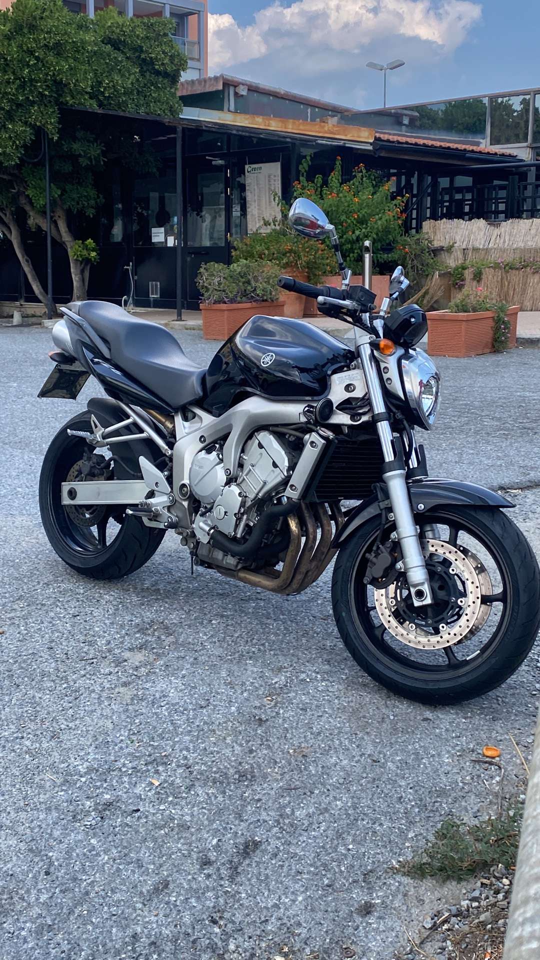 Yamaha FZ 6