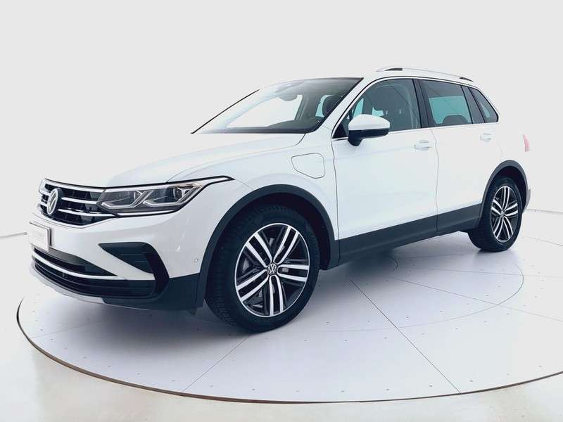 Volkswagen Tiguan1.4 tsi ehybrid elegance dsg