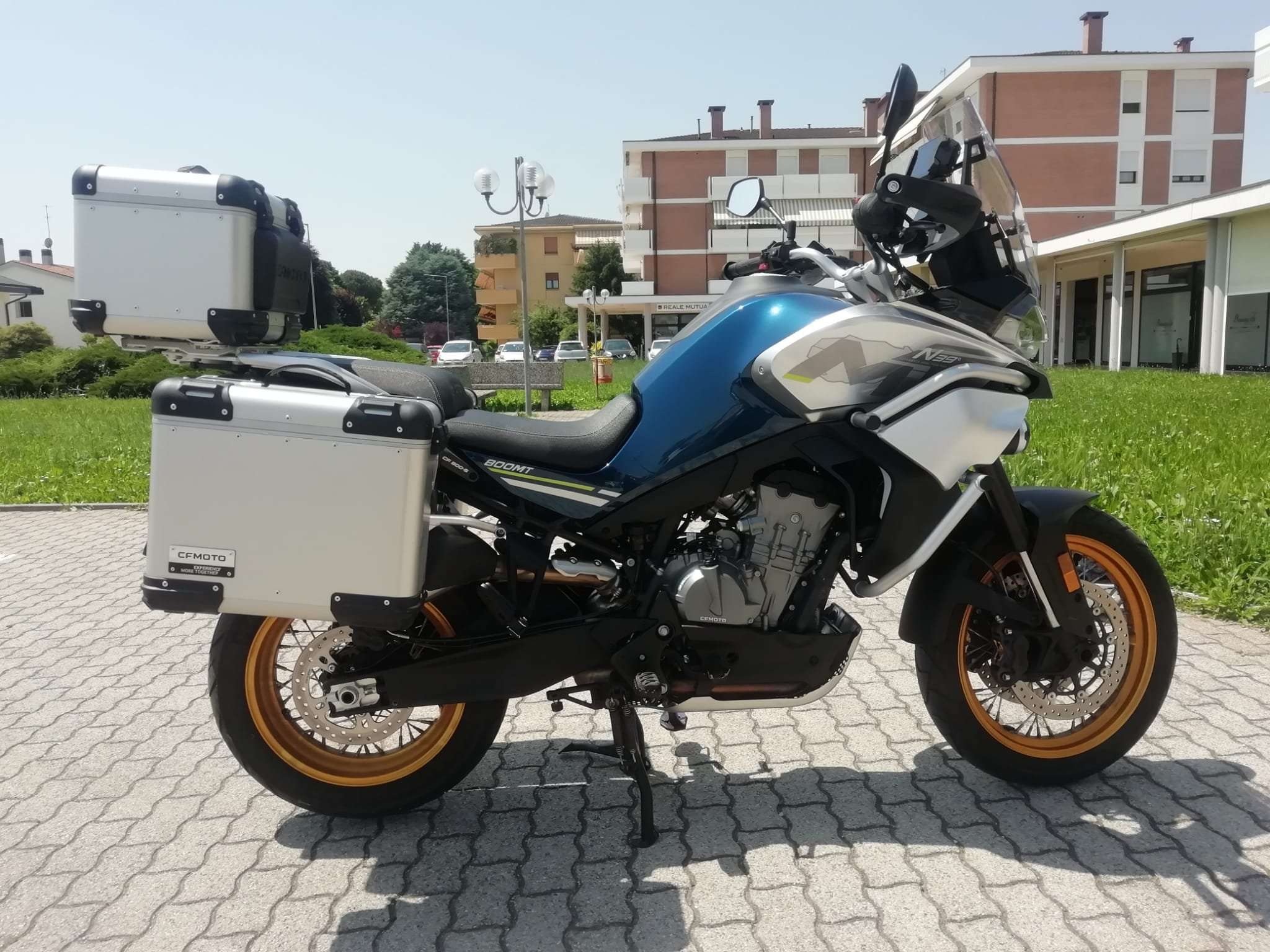 CF Moto MT 800 TOURING