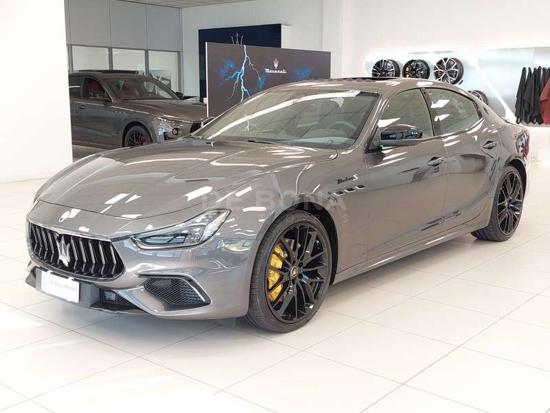 Maserati Ghibli3.0 v6 v6 430cv modena s q4 awd auto