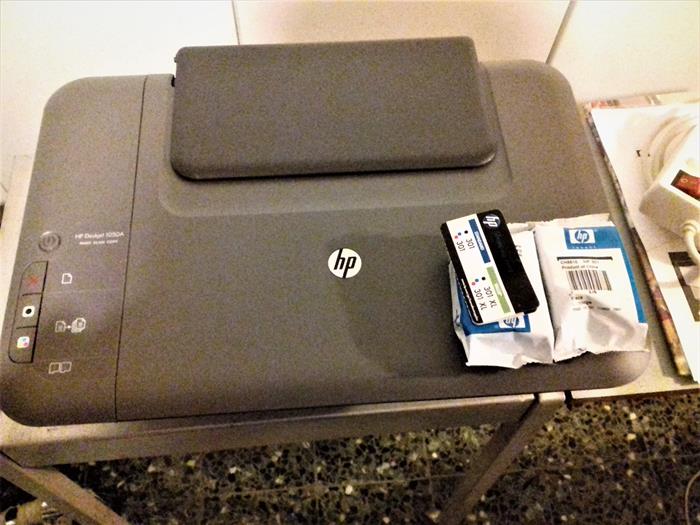 STAMPANTE MULTIFUNZIONALE HP DESKJET 1050A