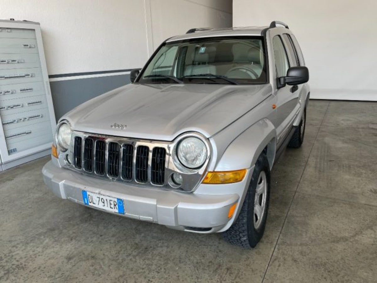 JEEP Cherokee 2ª serie Cherokee 2.8 CRD Limited