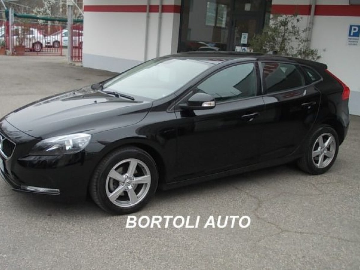 VOLVO V40 (2012-2020) V40 D2 Geartronic Business