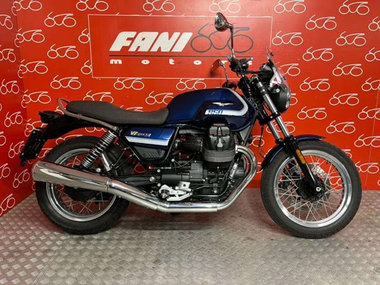 Moto Guzzi V7 IV Special