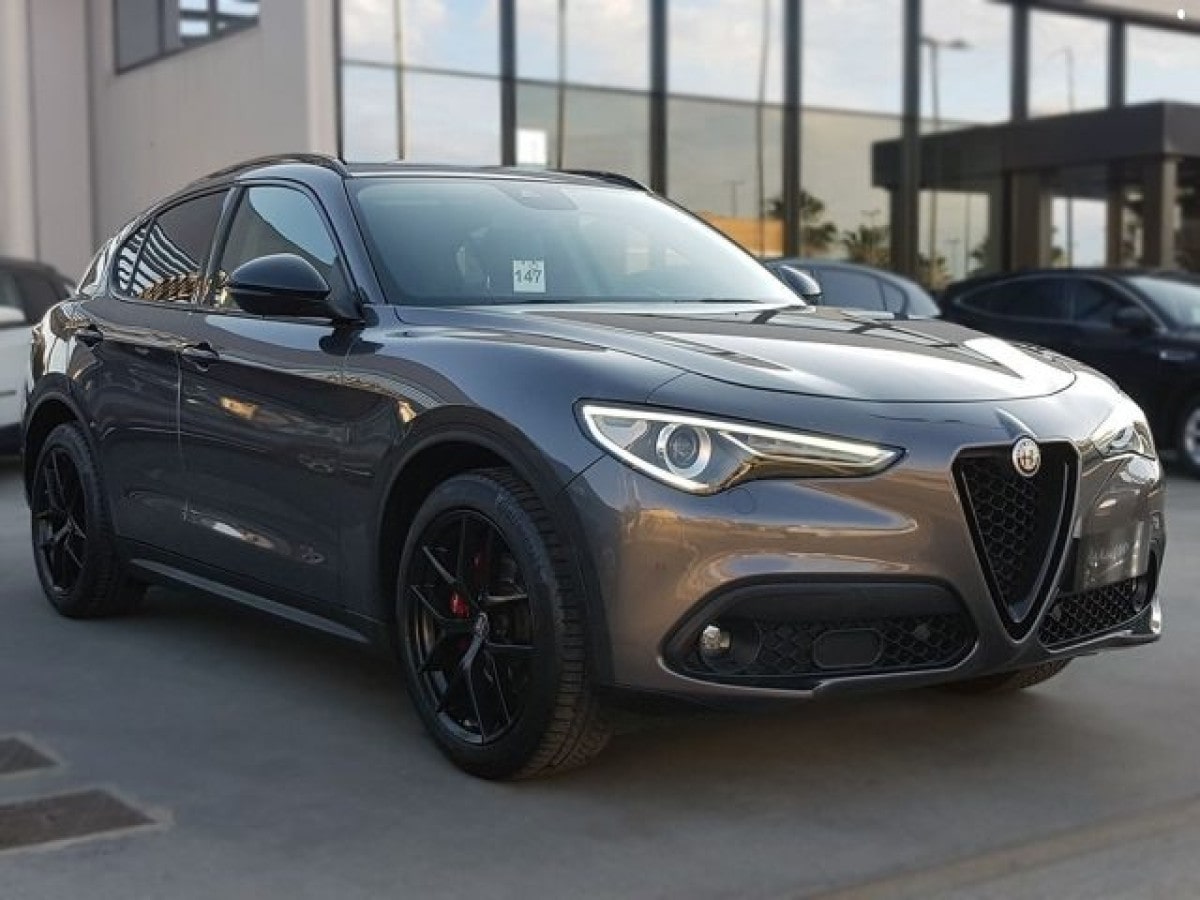 ALFA ROMEO Stelvio Stelvio 2.2 Turbodiesel 180 CV AT8 RWD Super