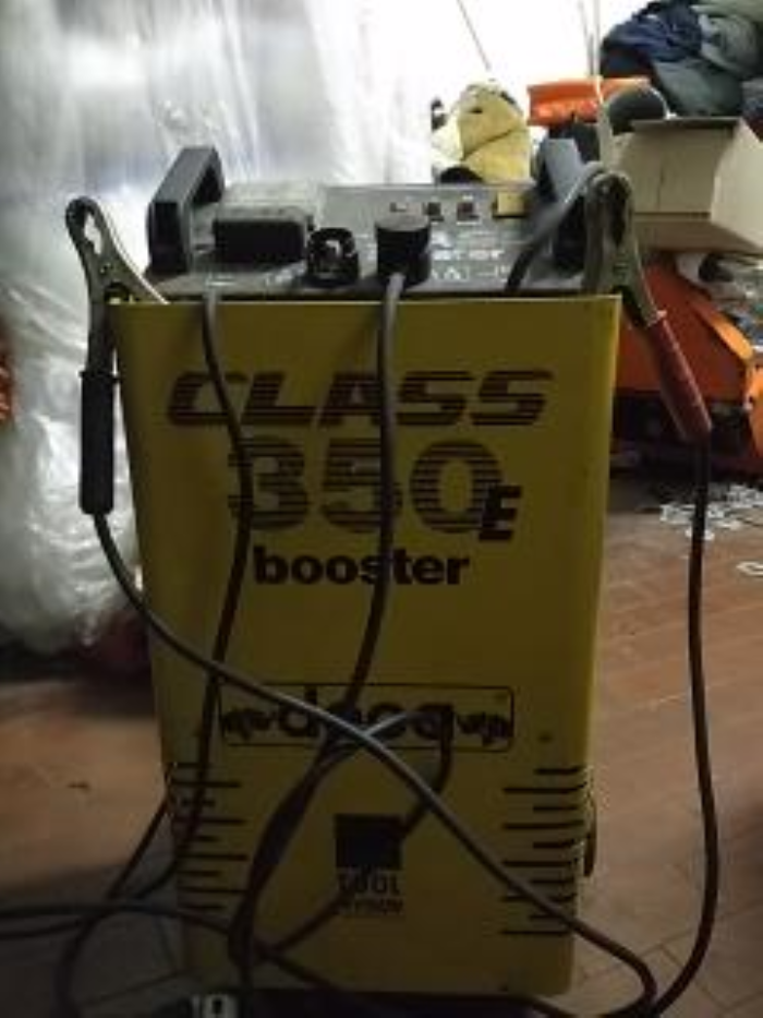 CARICABATTERIE/AVVIATORE BOOSTER - CLASS 350E DECA