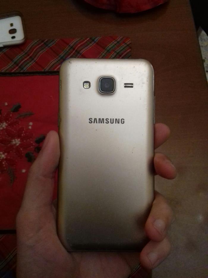 SAMSUNG GALAXY J5