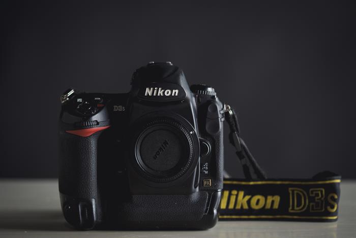 NIKON D3S