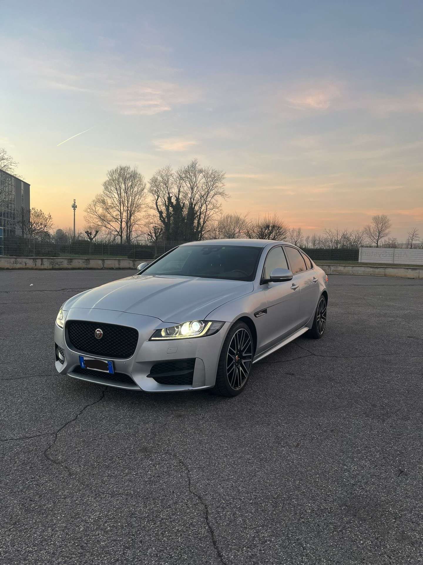 Jaguar XF2.0d R-Sport 180cv auto