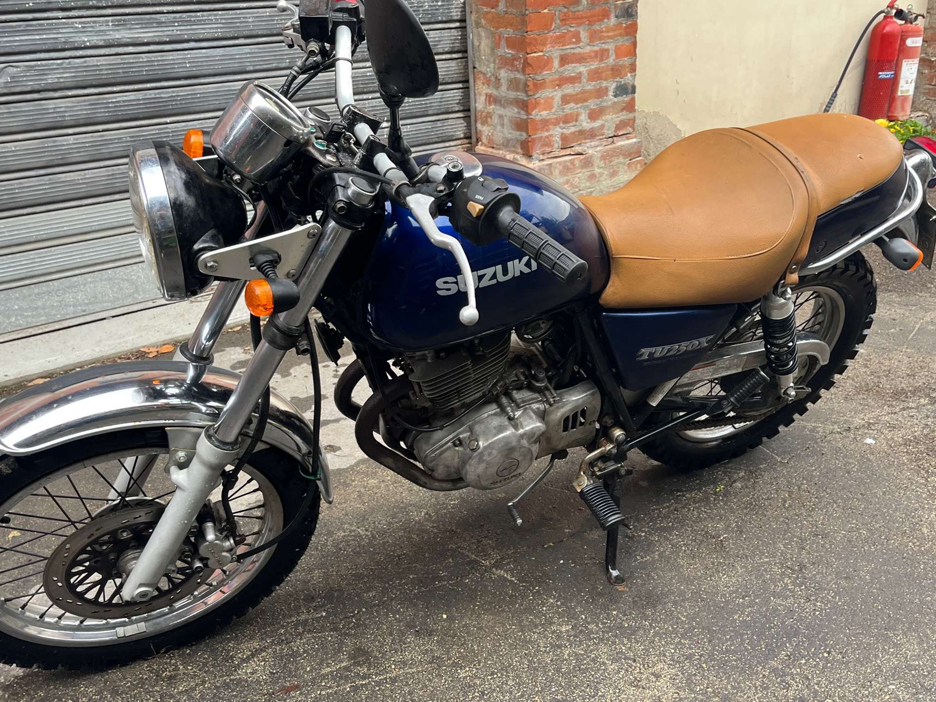 Suzuki TU 250