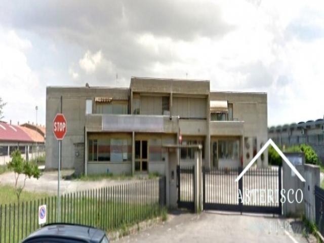 Opificio - via traversa valdichiana est 46 - torrita di siena (si)