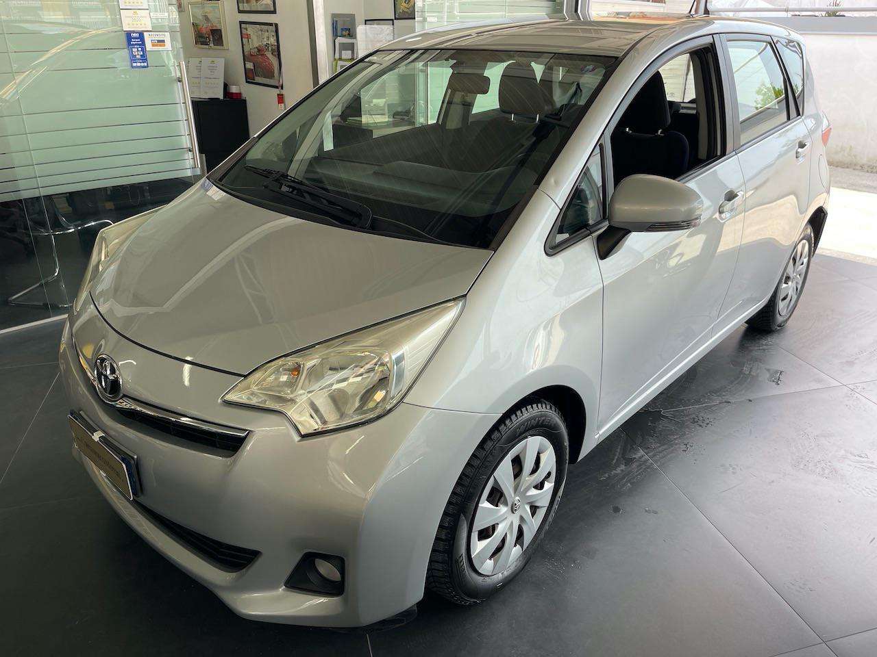 Toyota Verso-S1.4D MT Active TAGLIANDI TOYOTA