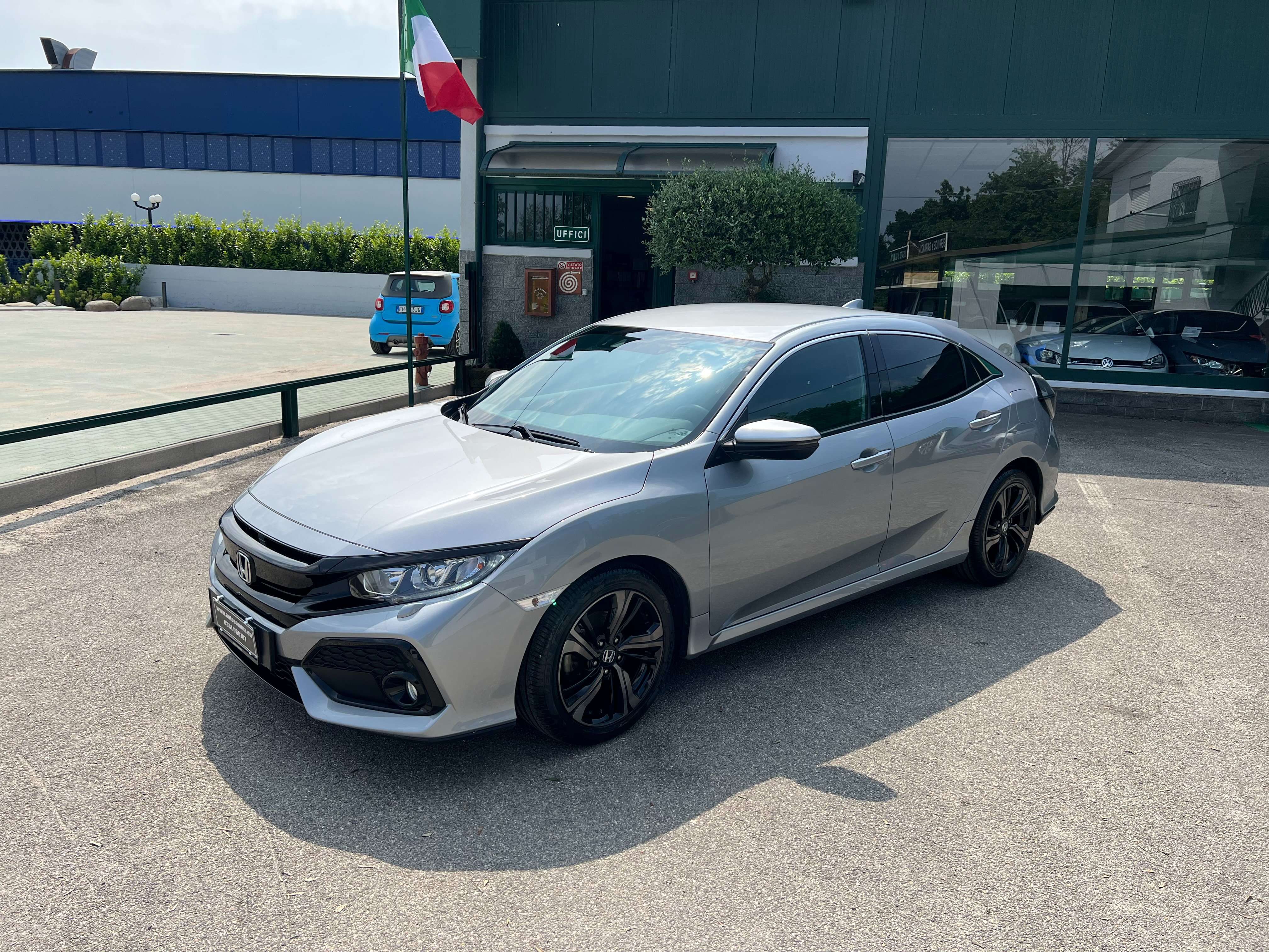 Honda Civic5p 1.0 Elegance Navi  FULL OPTIONAL - 24000 KM!!!