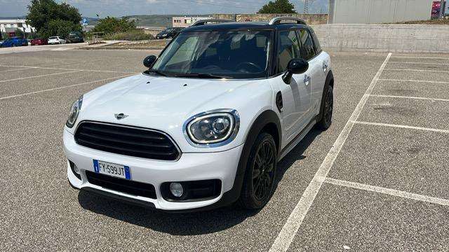 MINI Cooper D Countryman2.0 TwinPower Turbo Cooper D Hype Steptronic