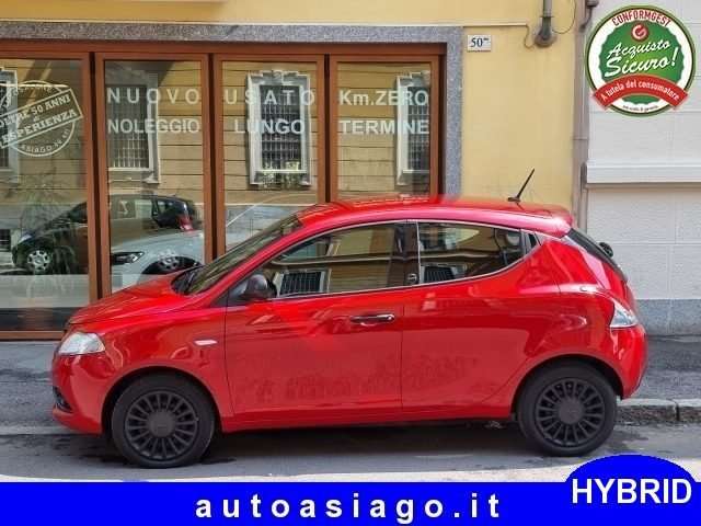 Lancia YpsilonYpsilon 1.0 firefly hybrid Silver s 5posti