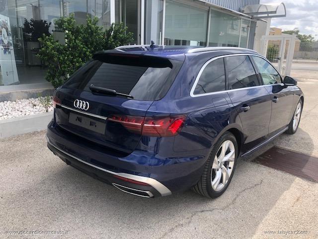 Audi a4 avant 30 tdi/136cv s tr. s line ed.- matrix/pelle/navy