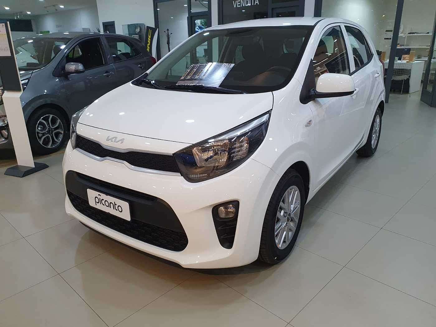 Kia Picanto1.0/67 CV benzina URBAN TCD Neopatentati