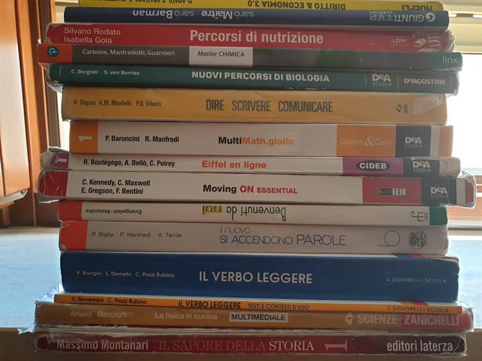 LIBRI SUPERIORI 50%