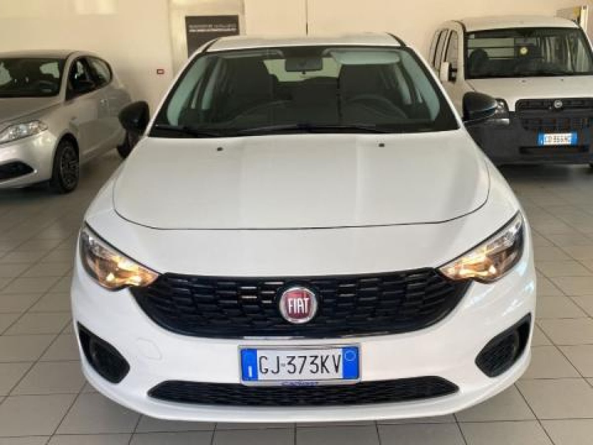 FIAT Tipo 1.3 Mjt S&S 5p. Easy Business