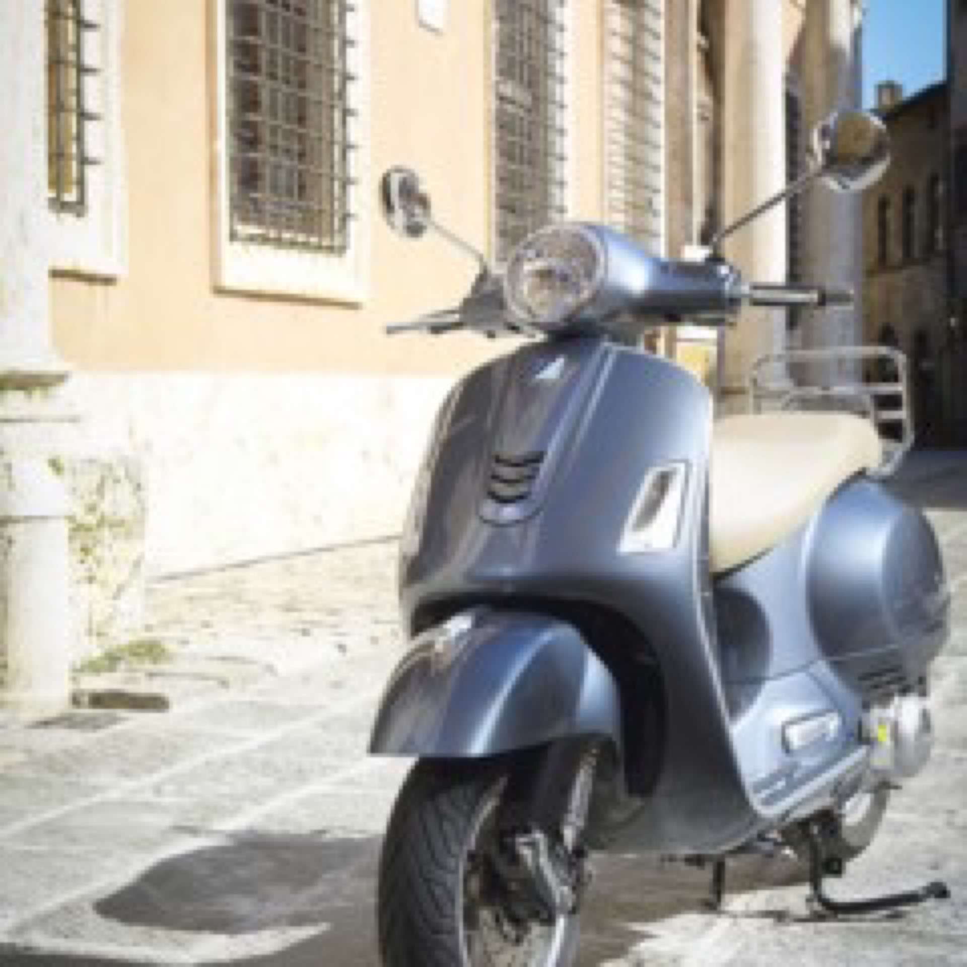 Vespa GTS 300