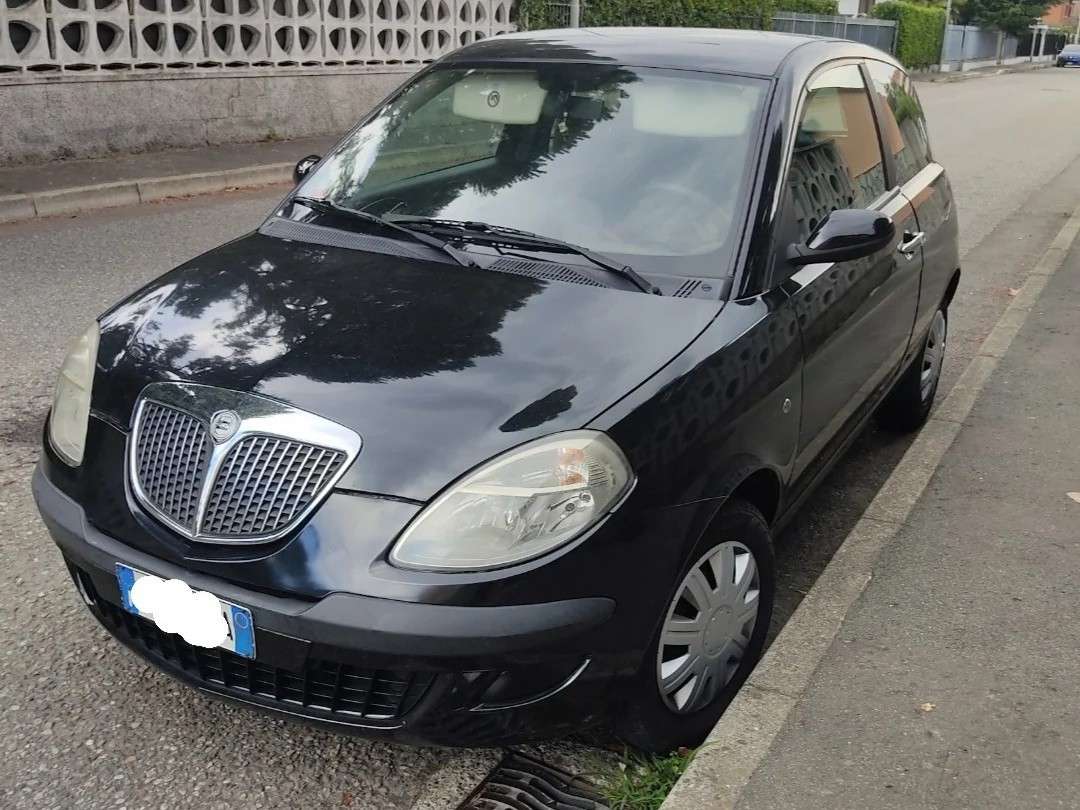 Lancia Ypsilon1.2 8v Argento