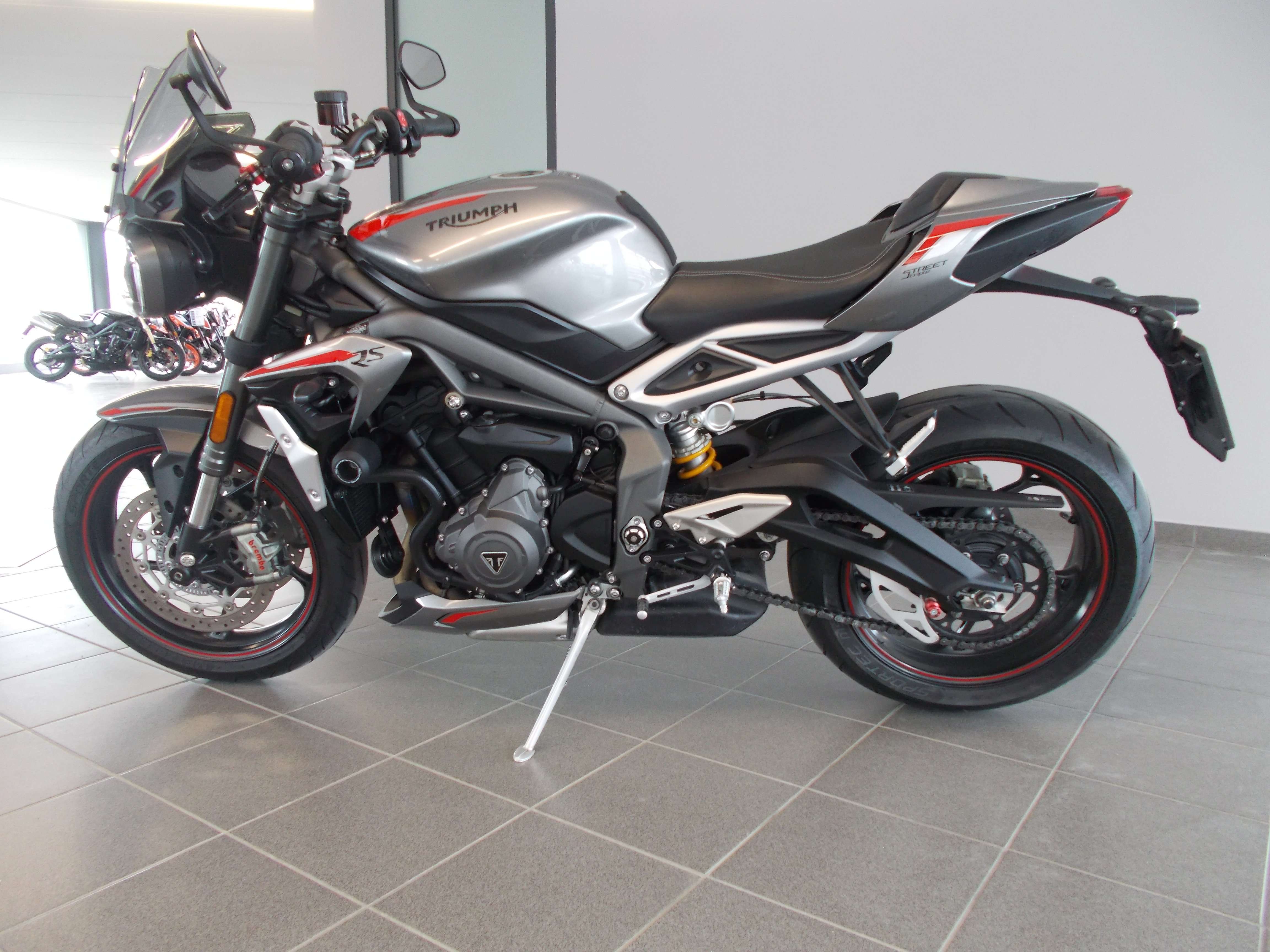 Triumph Street Triple RS