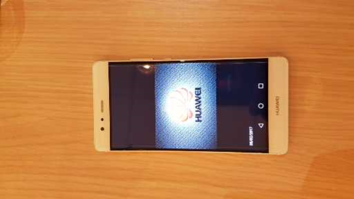 HUAWEI P9