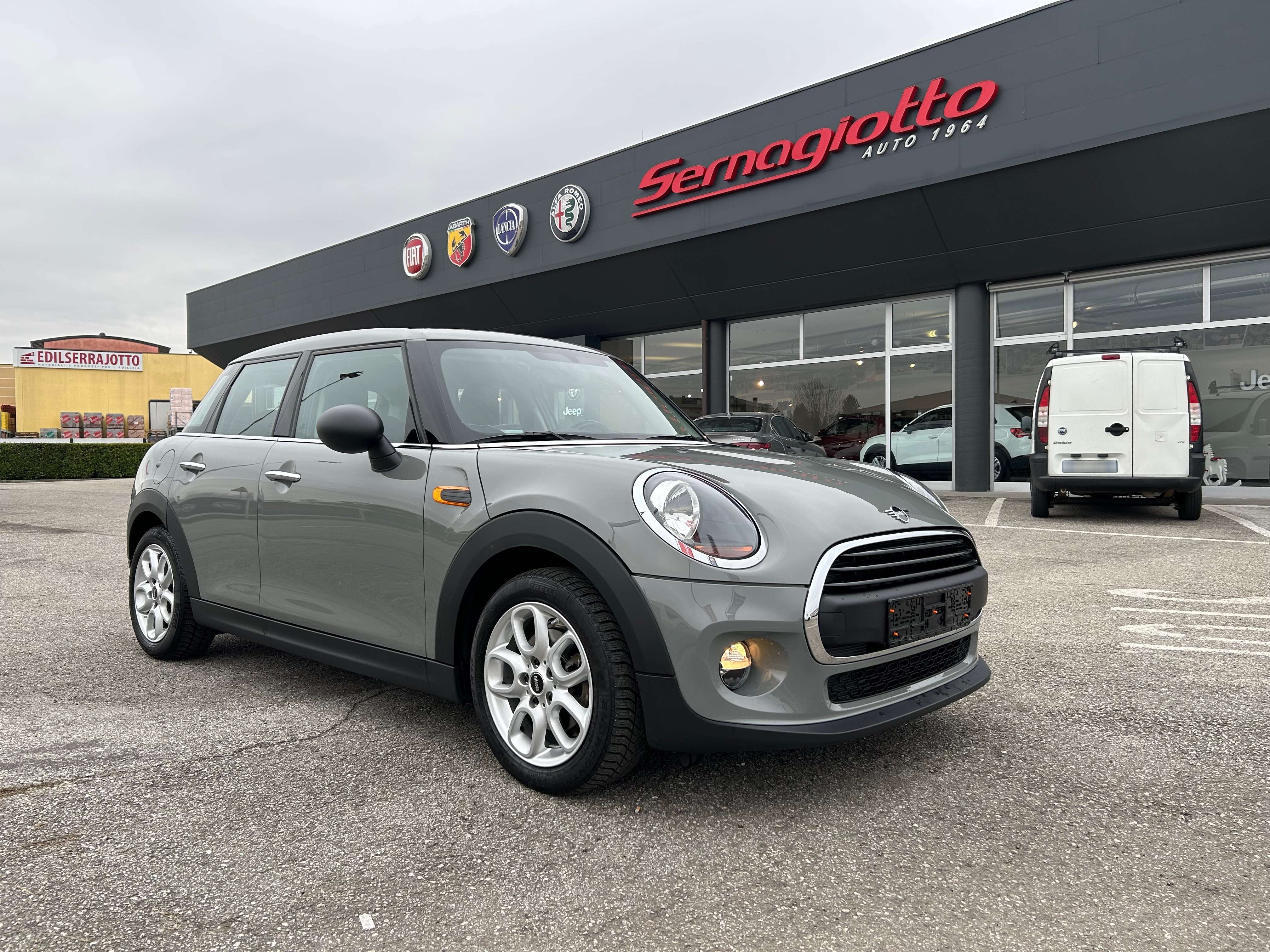 MINI One1.5 75cv 5 porte MOONWALK GREY OK NEOPATENTATI