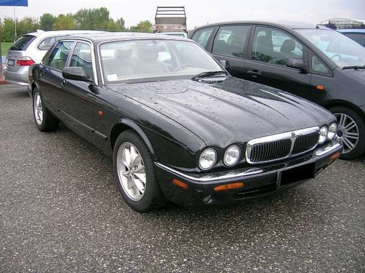 JAGUAR XJ-Sovereign-Daiml. XJ 3.2 cat Executive