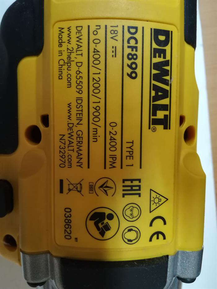 DEWALT DCF899 AVVITATORE A BATTERIA AD IMPULSI ALTA POTENZA ATT. 1/2 18V 950NM