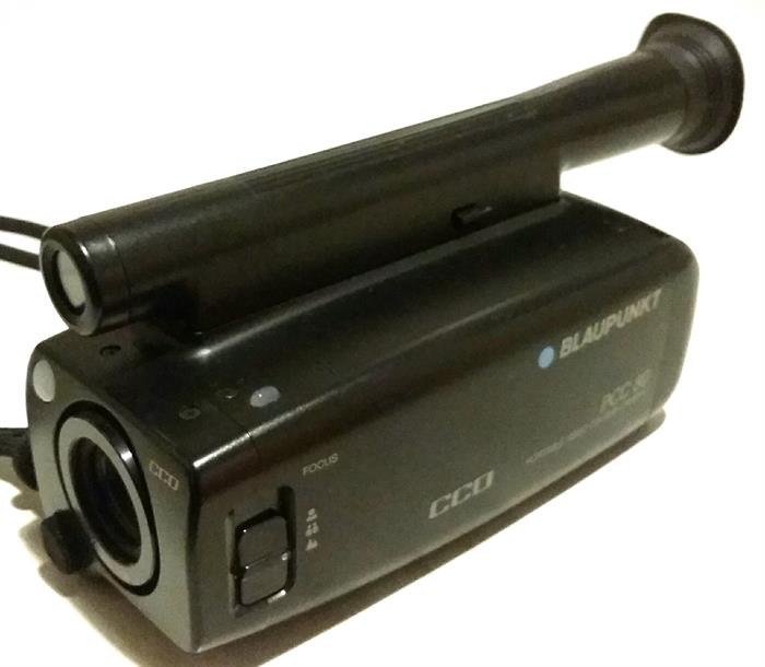 VIDEO CAMERA COMPATTA A COLORI BLAUPUNKT MODELLO PCC 80 SONORA